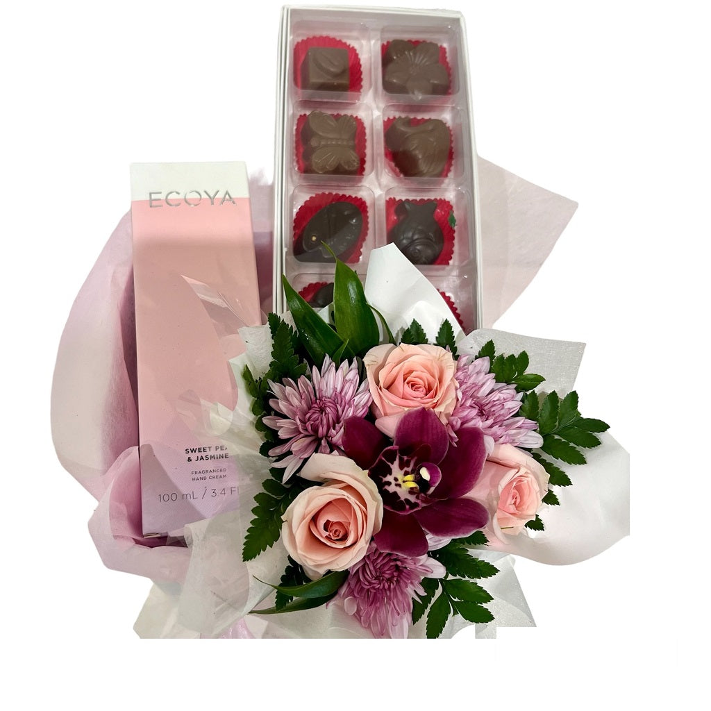 Gift Baskets & Bundles – Mayflower-Studio-Florist